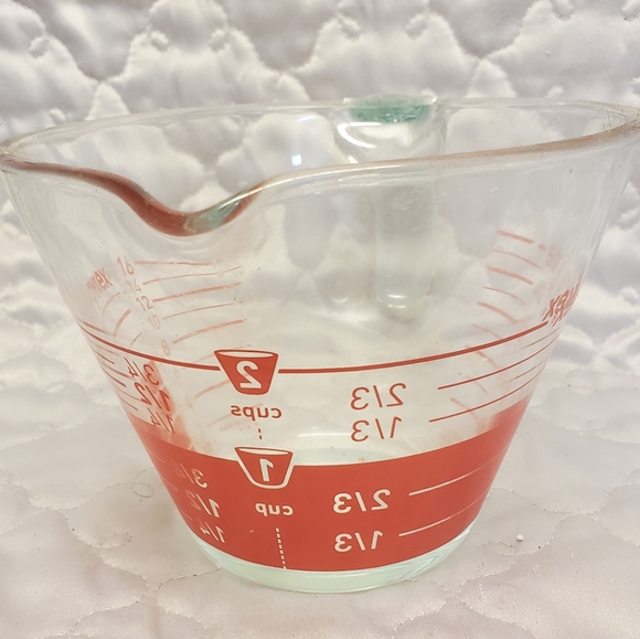 Kitchen | Vintage Pyrex 2 Cup Liquid Measuring Cupred Reverse Read ...